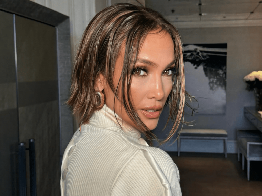 JLo Has A "Dinner Date" With Prince Johann George V In Miami