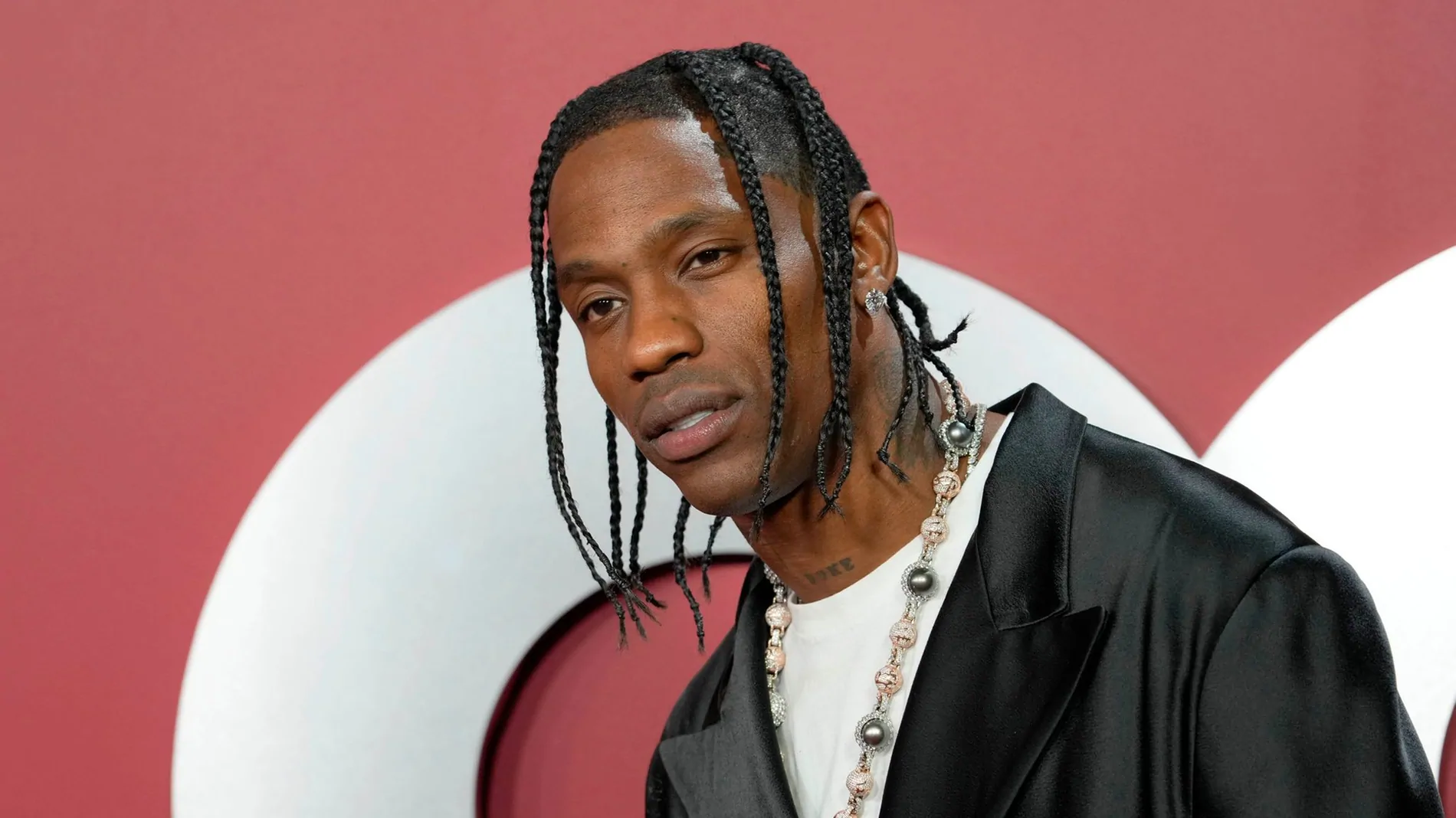 Only 20 Minutes On Stage: Travis Scott Booed In Istanbul